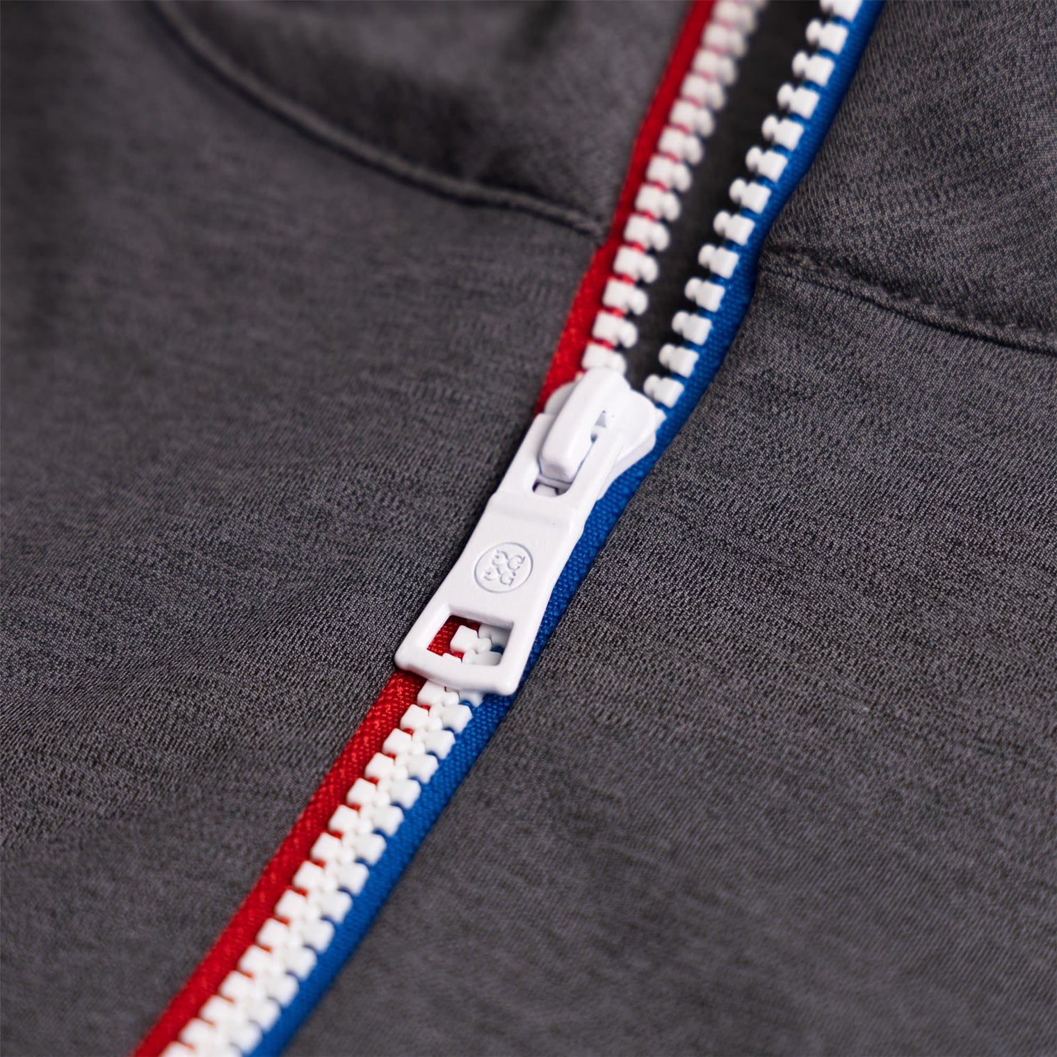 Daytona Melange Tech Interlock Embroidered Mid Layer Charcoal - AW24 ...