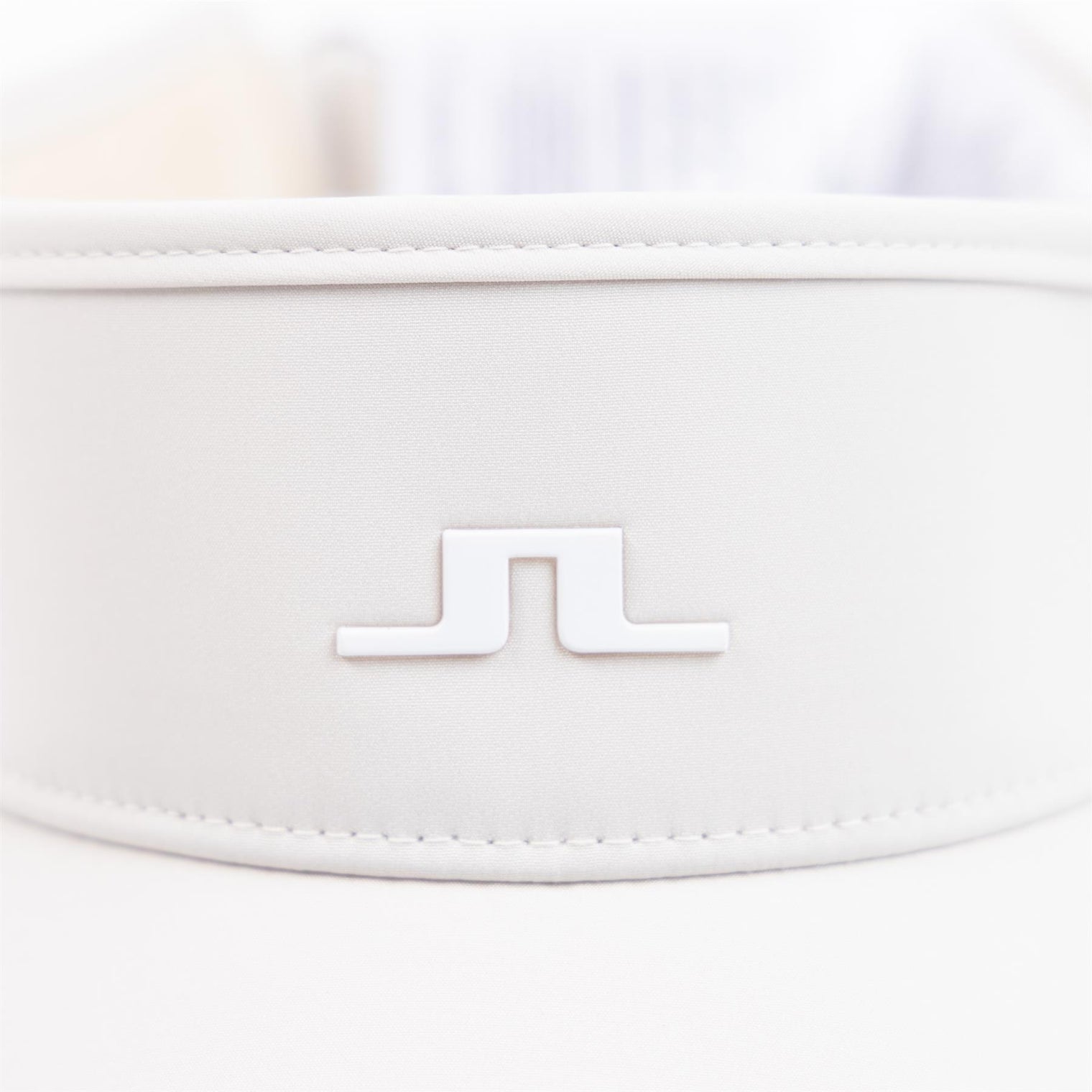 J.Lindeberg Yada Tech Stretch Visor Moonbeam | TRENDYGOLF UK