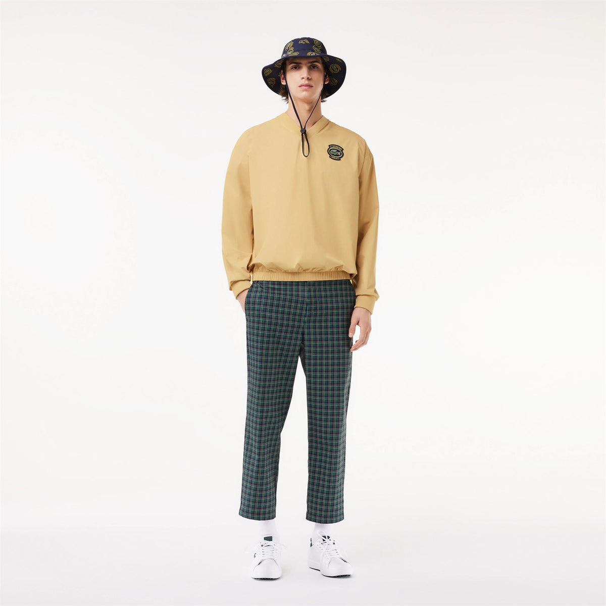Lacoste Loose Fit V-Neck Windbreaker Heritage Jacket Beige | TRENDYGOLF.COM