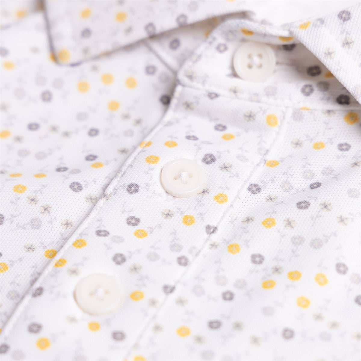 Aye Papi Printed Pique Polo Snow - SS23 – TRENDYGOLF UK